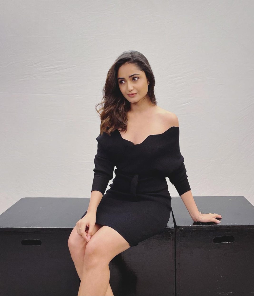 26 Hottest Photos of Tridha Choudhury Will Make You Fall For Her - 2021