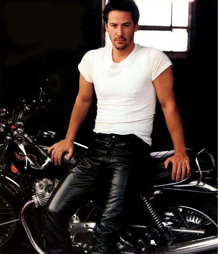 15 Most Handsome Hollywood Actors & Their Height