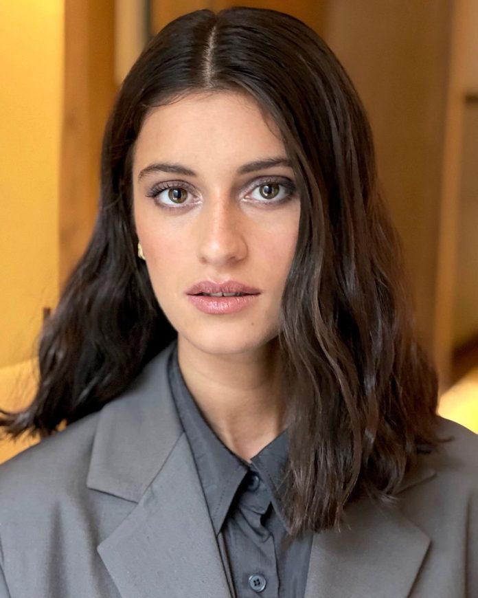 19 Irresistible Photos Of Anya Chalotra Actress Yennefer Of The